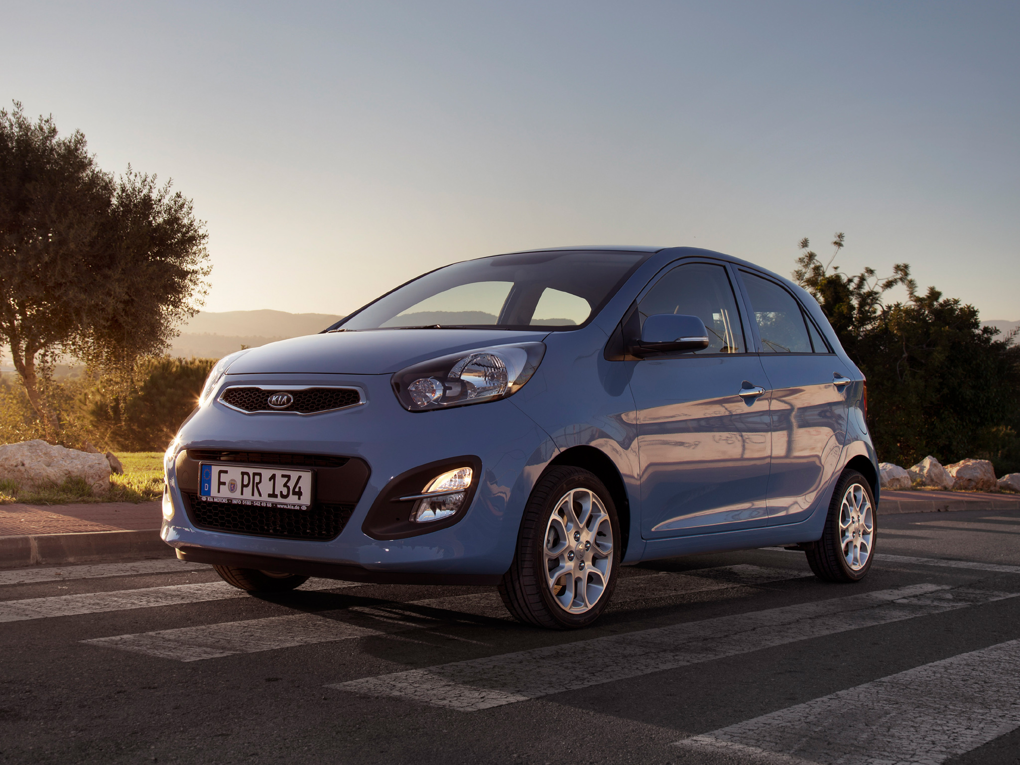Kia Picanto - Car info guide